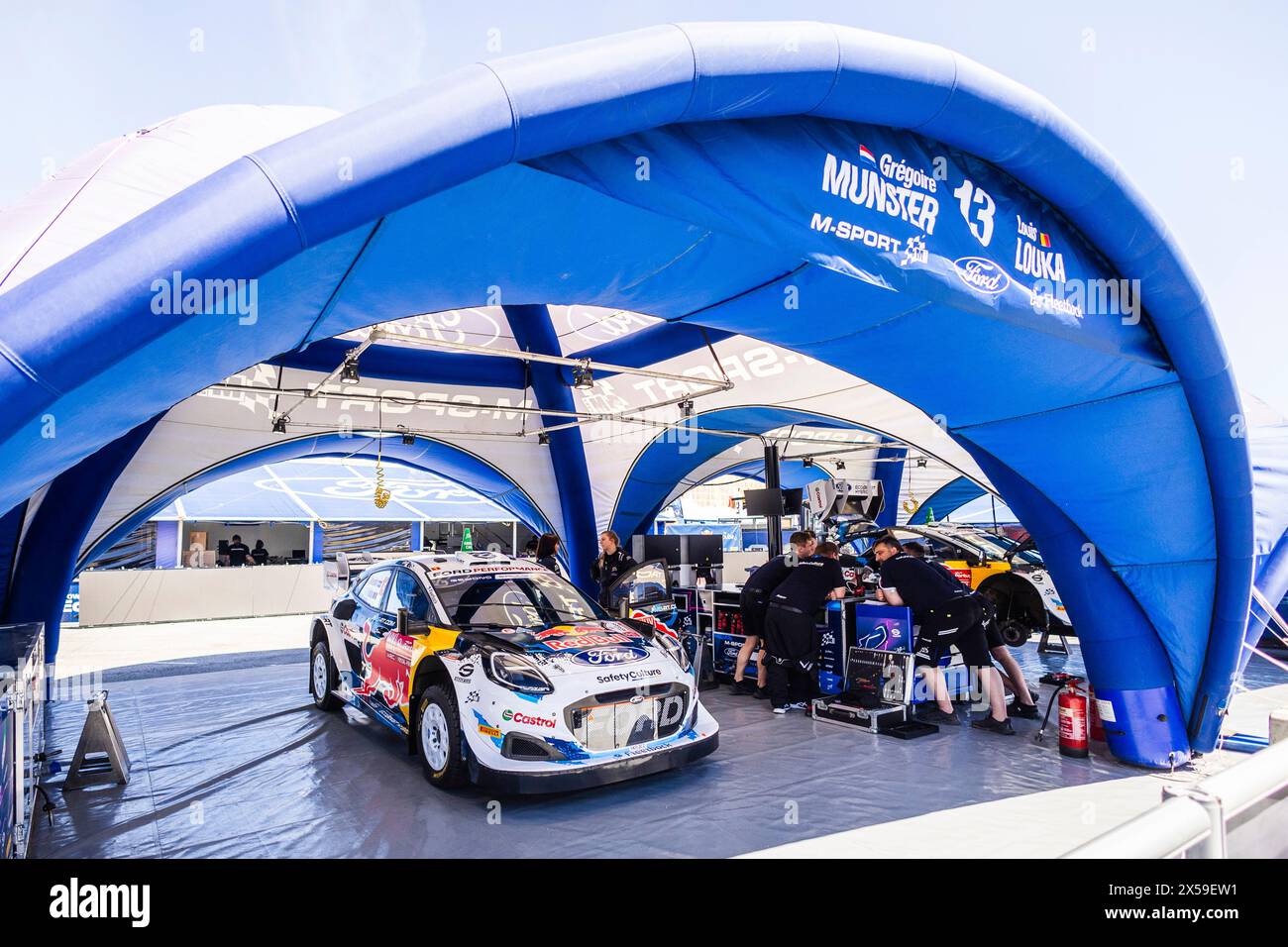 13 MUNSTER Gregoire, LOUKA Louis, Ford Puma Rally1, ambiance during the ...