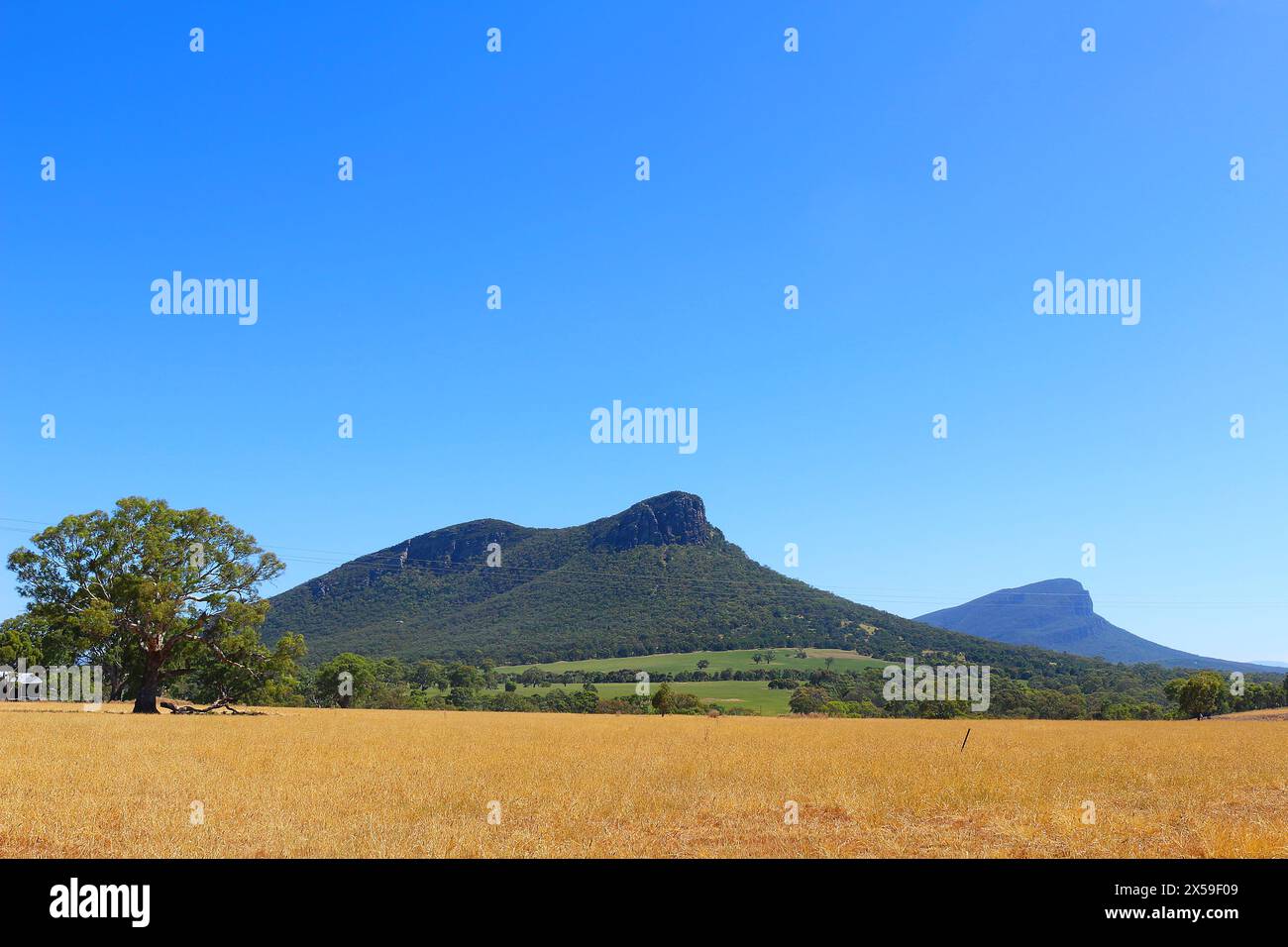View at the Grampians mountain range. National Park in Victoria ...