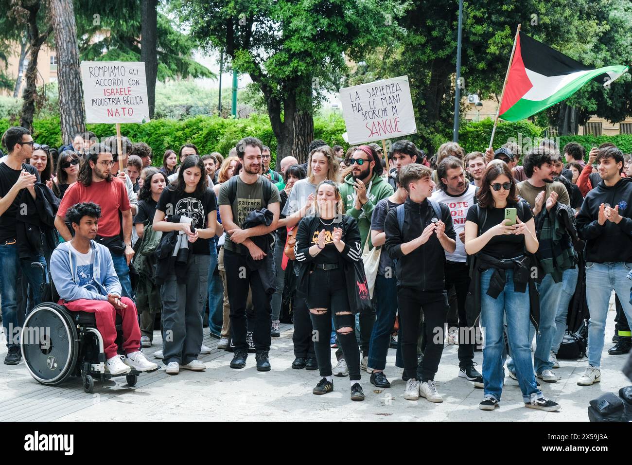 Protesta del Coordinamento dei Collettivi pro Palestina a seguito dell ...