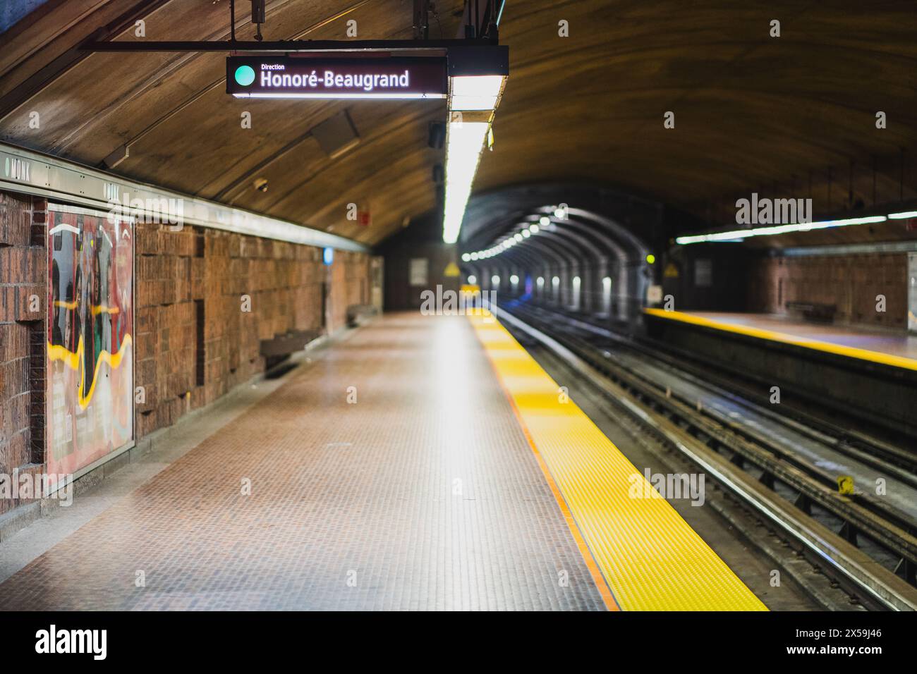 Montreal metro station subway monk green line Stock Photo - Alamy