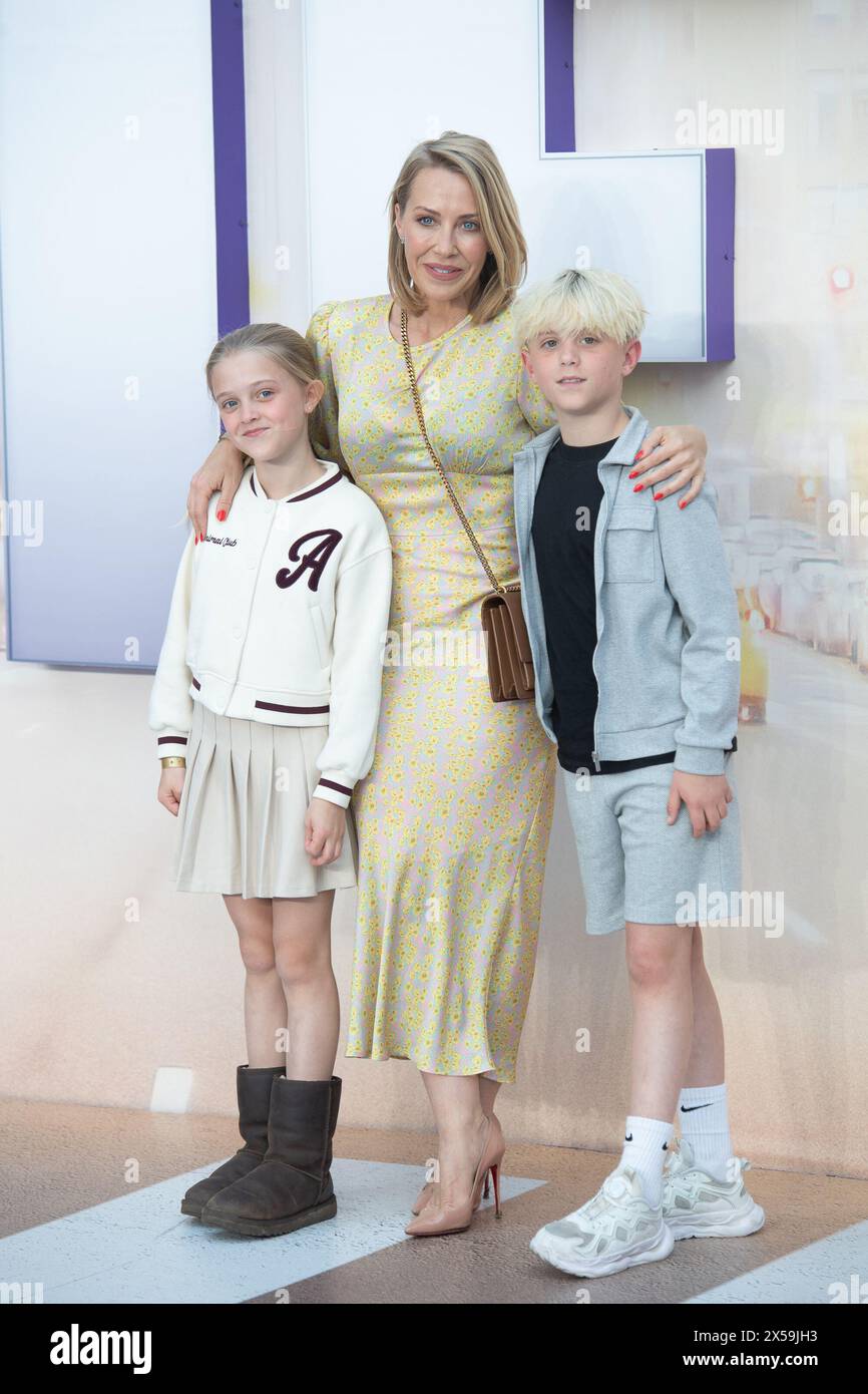 Laura Hamilton 2024 A Place In The Sun Star 'in Relationship With