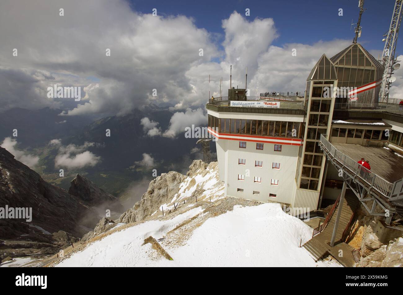 Zugspitze, Bavarian Alps, German/Austrian (Tyrol) border Stock Photo ...