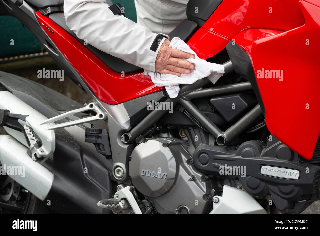 Moto cleaning hi-res stock photography and images - Alamy