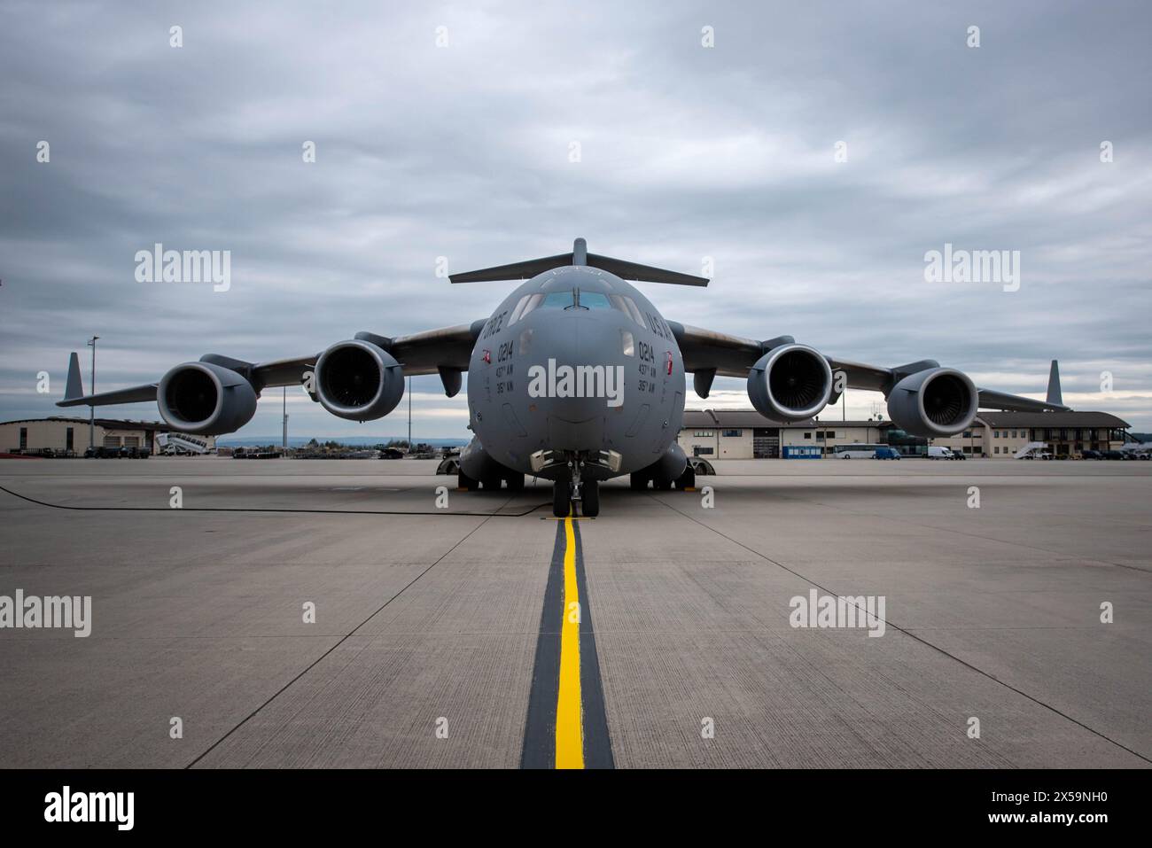 A U.S. Air Force C-17 Globemaster III assigned to the 701st Airlift ...