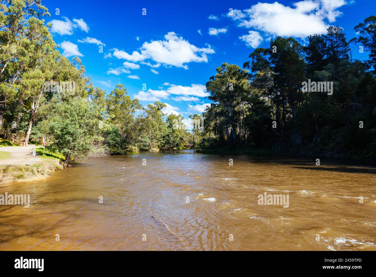 Warrandyte River Reserve and surrounding landscape on a cool autumn day in Warrandyte, Victoria ...