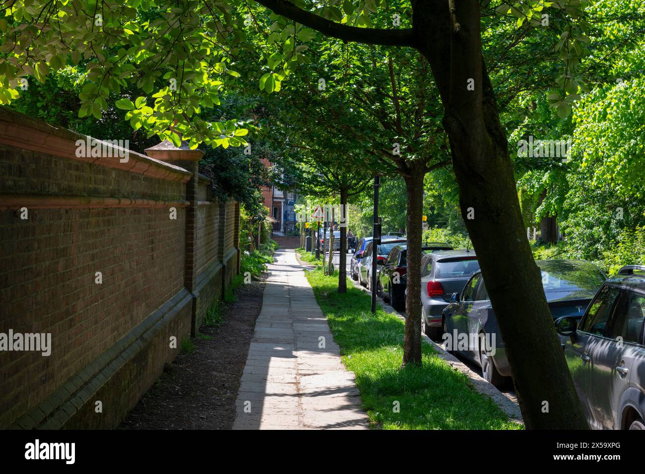 Well Walk at Hampstead village in north London Stock Photo - Alamy