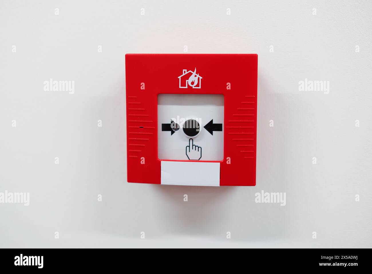 Isolate Fire alarm system on a white background. Pull danger fire ...