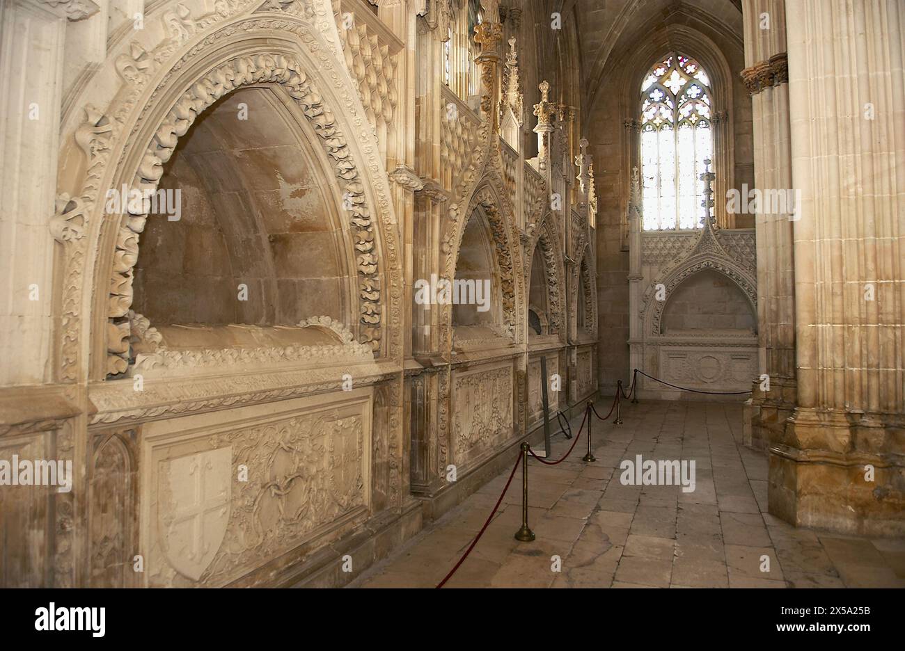 Niche chapel hi-res stock photography and images - Alamy