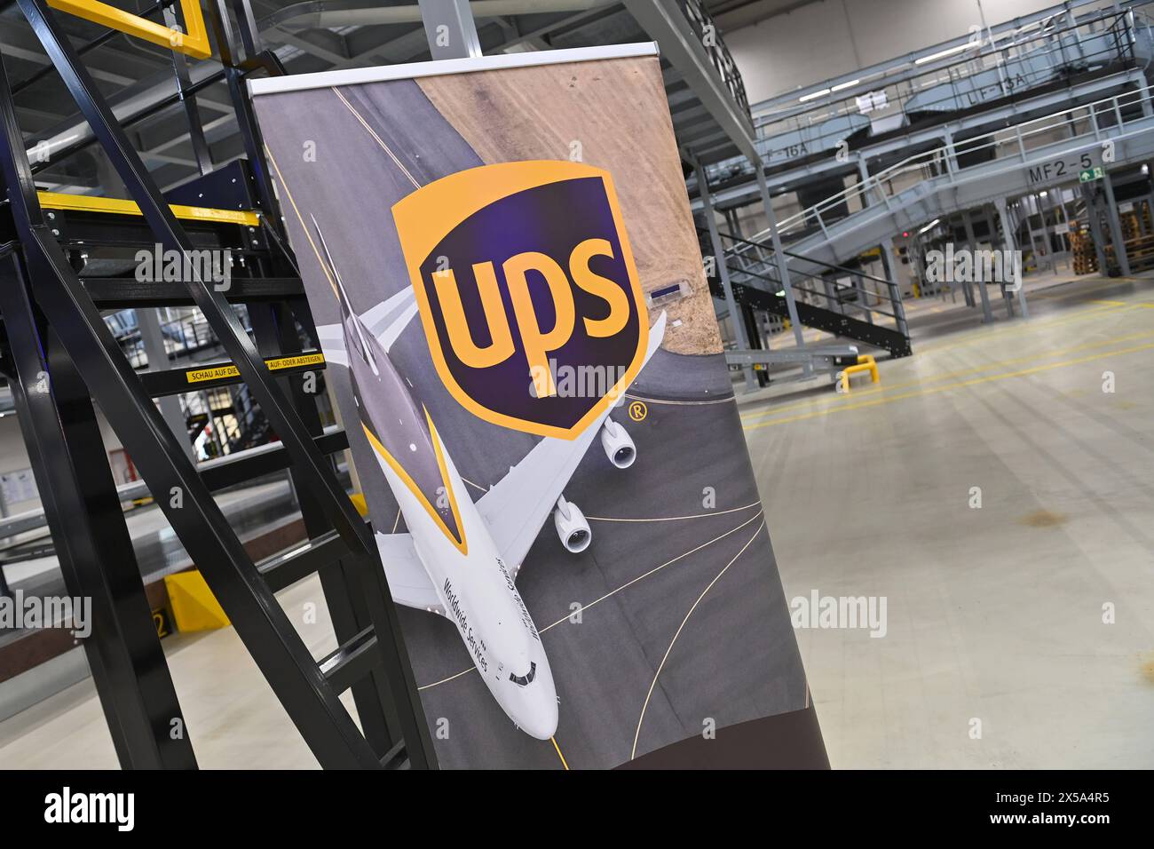 UPS Logo,Firmenemblem. United Parcel Service. Logistikdienstleistung ...