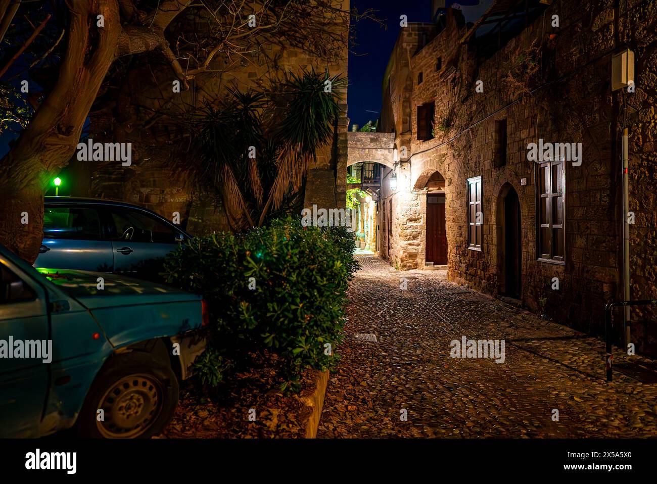 Architecture of Medieval City of Rhodes. Spirit of the Byzantine Empire ...