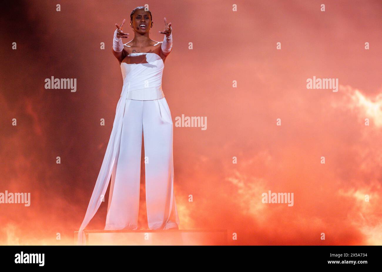 08 May 2024, Sweden, Malmö: Saba from Denmark with the song "Sand" on ...