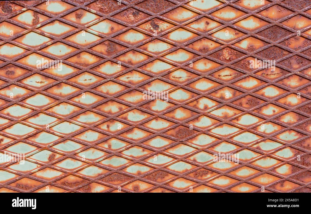 Rusty grid metal texture with romboid background Stock Photo - Alamy