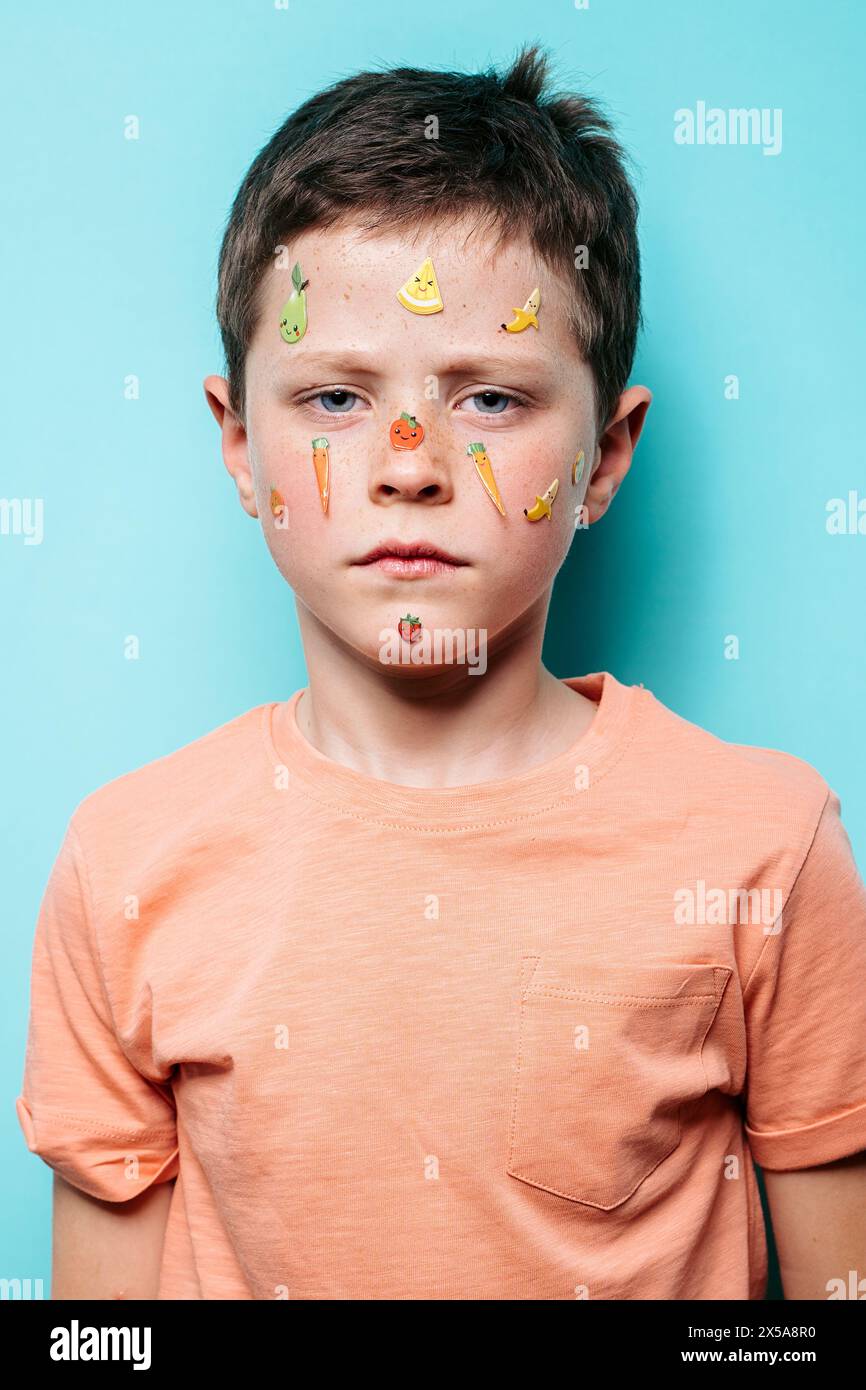Preteen boy serious face hi-res stock photography and images - Alamy