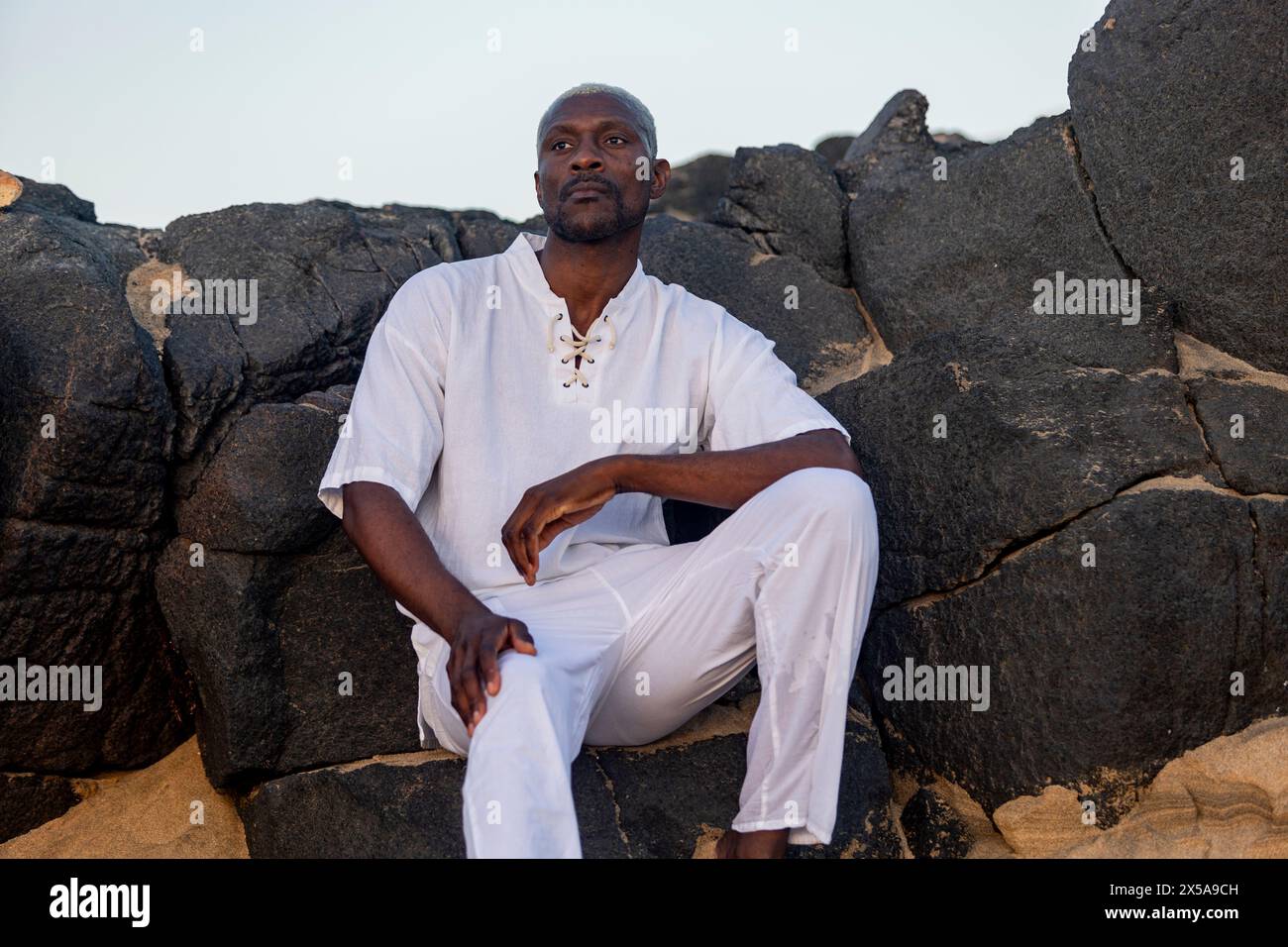 Fashion male model on beach hi-res stock photography and images - Alamy