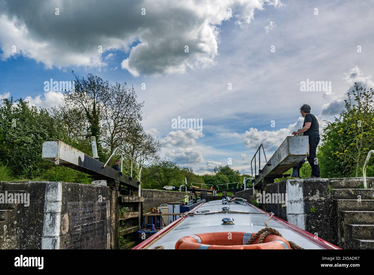 Grand Union Canal Main Line, Calcutt Locks, England – A narrowboat ...