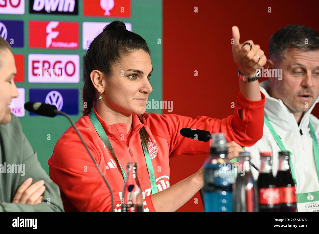 Fussball Spielerin Jovana Damnjanovic Spielerin FC Bayern München bei ...