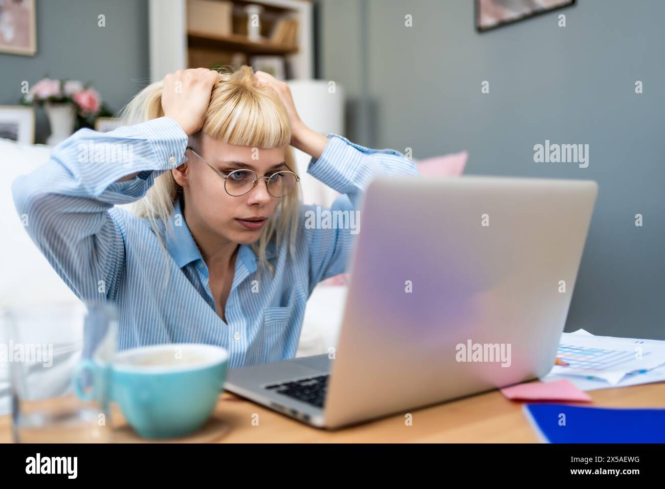 Career winner mindset. Young freelance businesswoman working at home ...