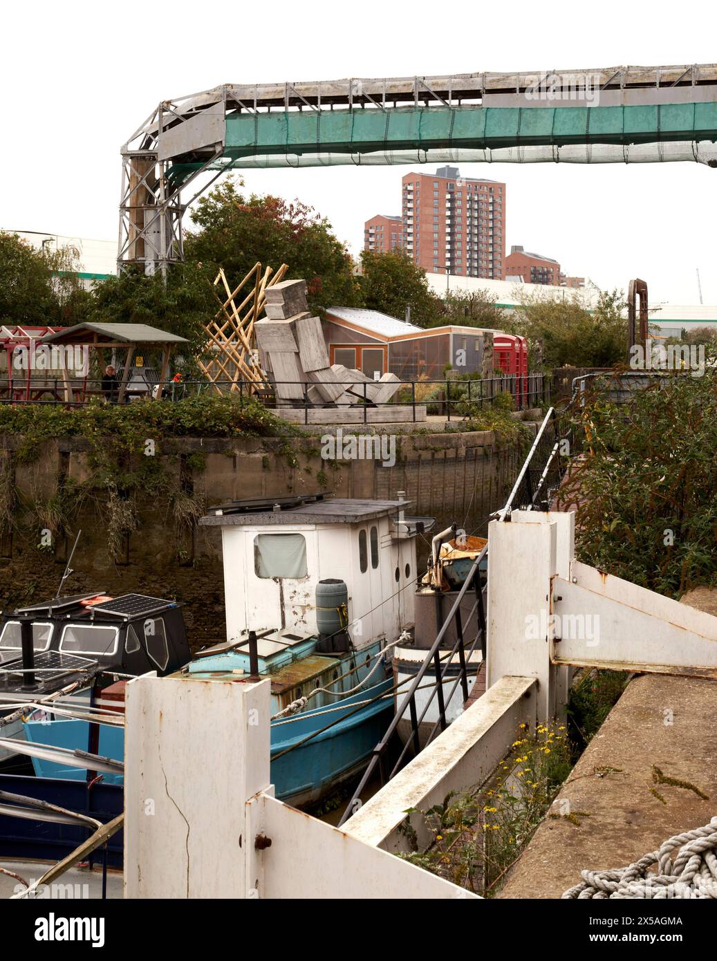 View towards building from footpath. Cody Dock - The Growing Space ...