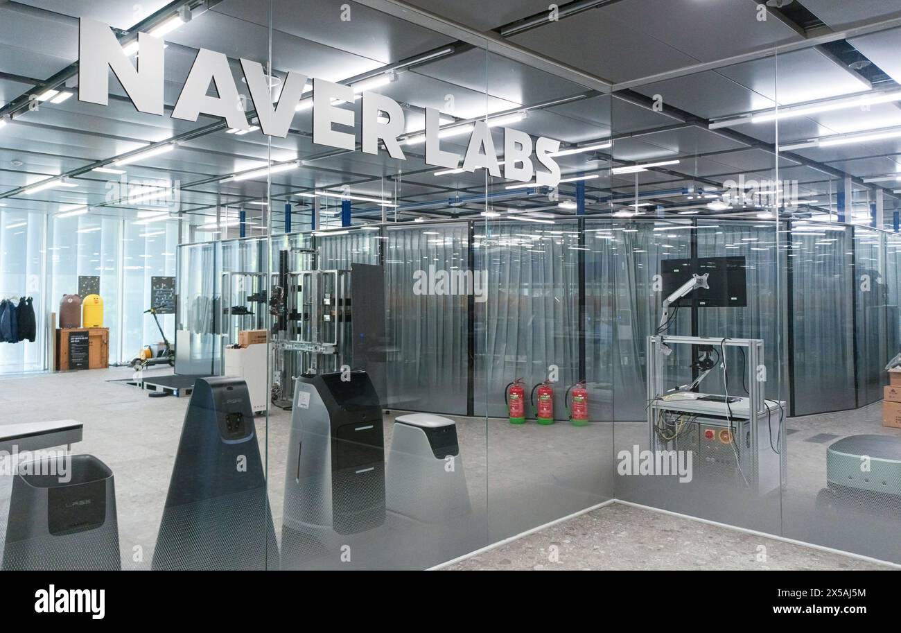 Naver, May 8, 2024 : The headquarters of South Korea's tech giant Naver ...