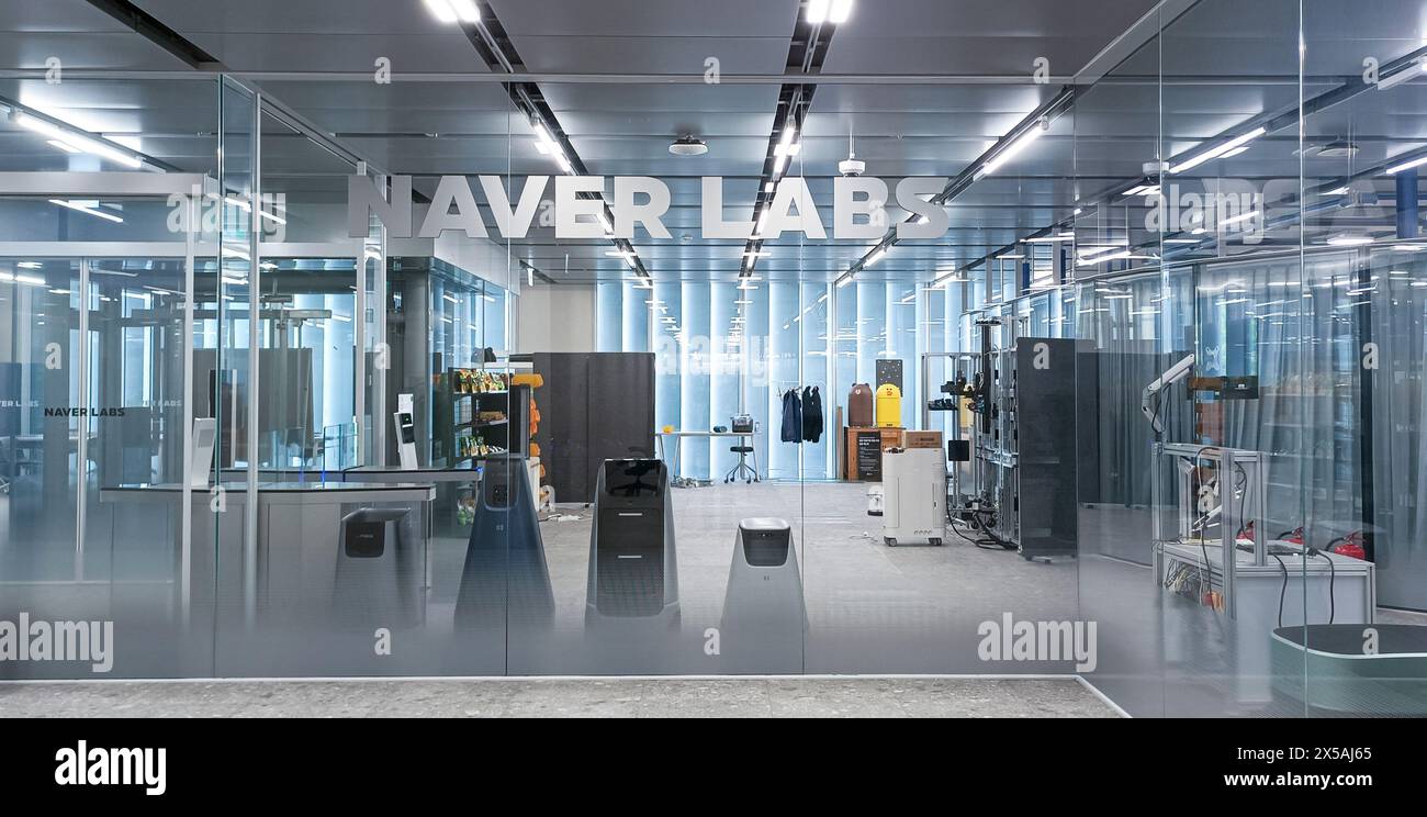 Naver, May 8, 2024 : The headquarters of South Korea's tech giant Naver ...