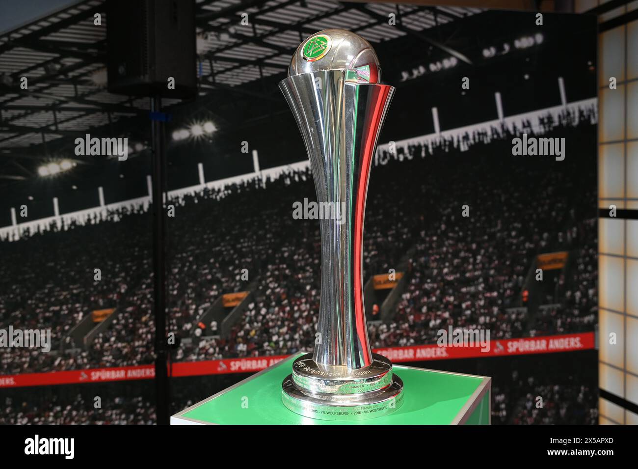 Cup final 2024 hi-res stock photography and images - Alamy