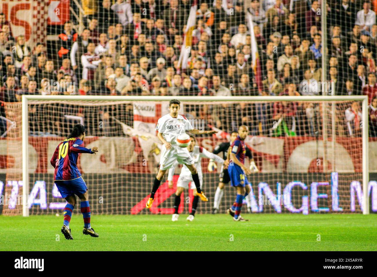 Ronaldinho Free Kick Stance
