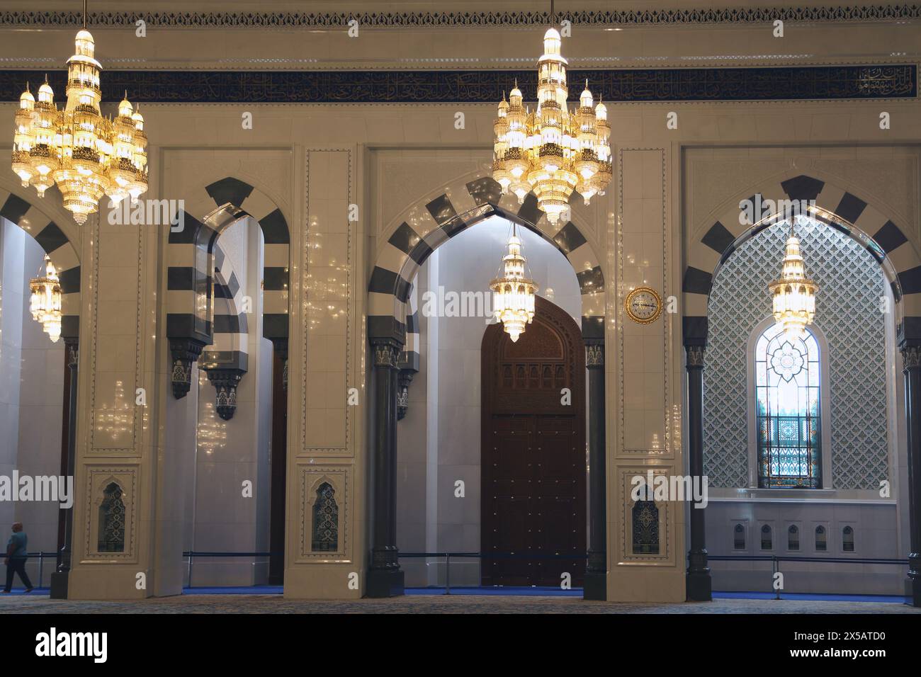 Indian mosque interior hi-res stock photography and images - Alamy
