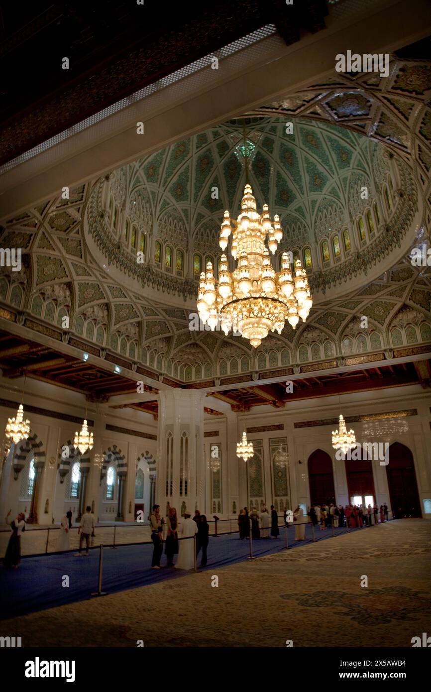 prayer hall sultan qaboos grand mosque muscat oman middle east Stock ...