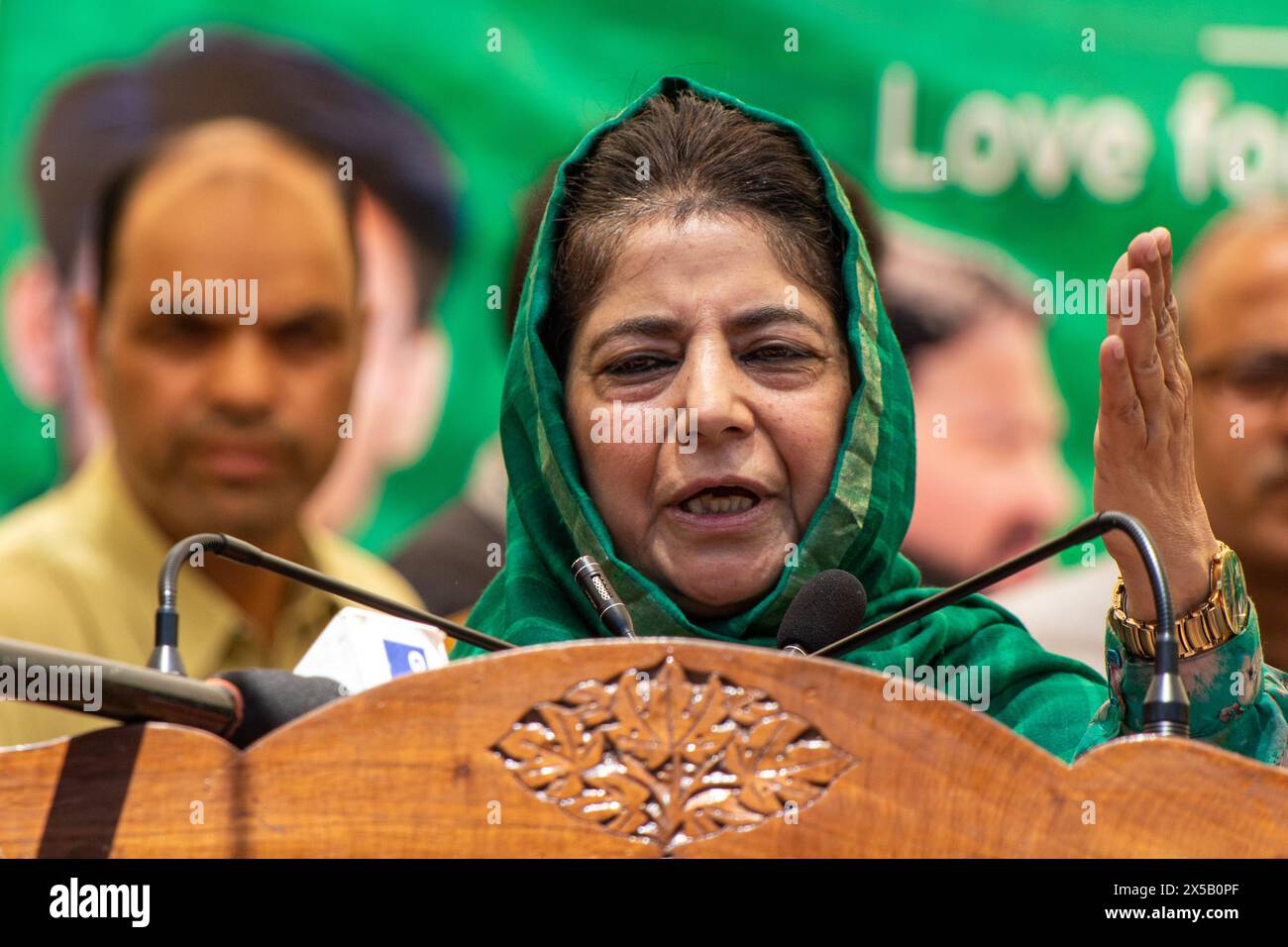 Budgam, India. 08th May, 2024. Mehbooba Mufti, former chief minister of ...