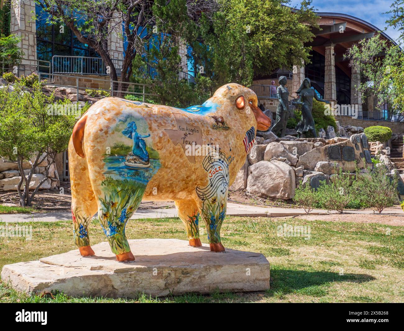 Sheeptacular art project hi-res stock photography and images - Alamy