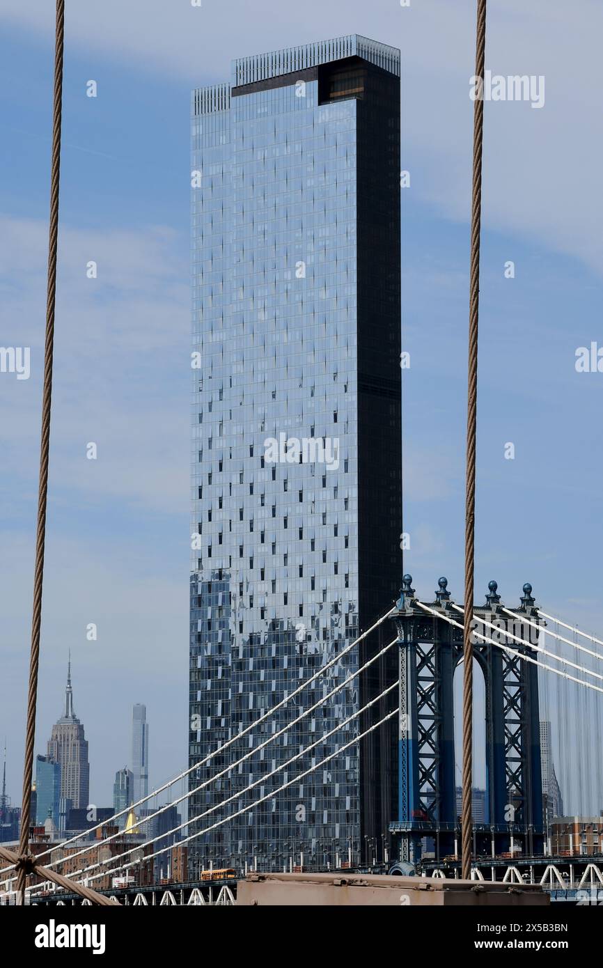One manhattan square bridge hi-res stock photography and images - Alamy