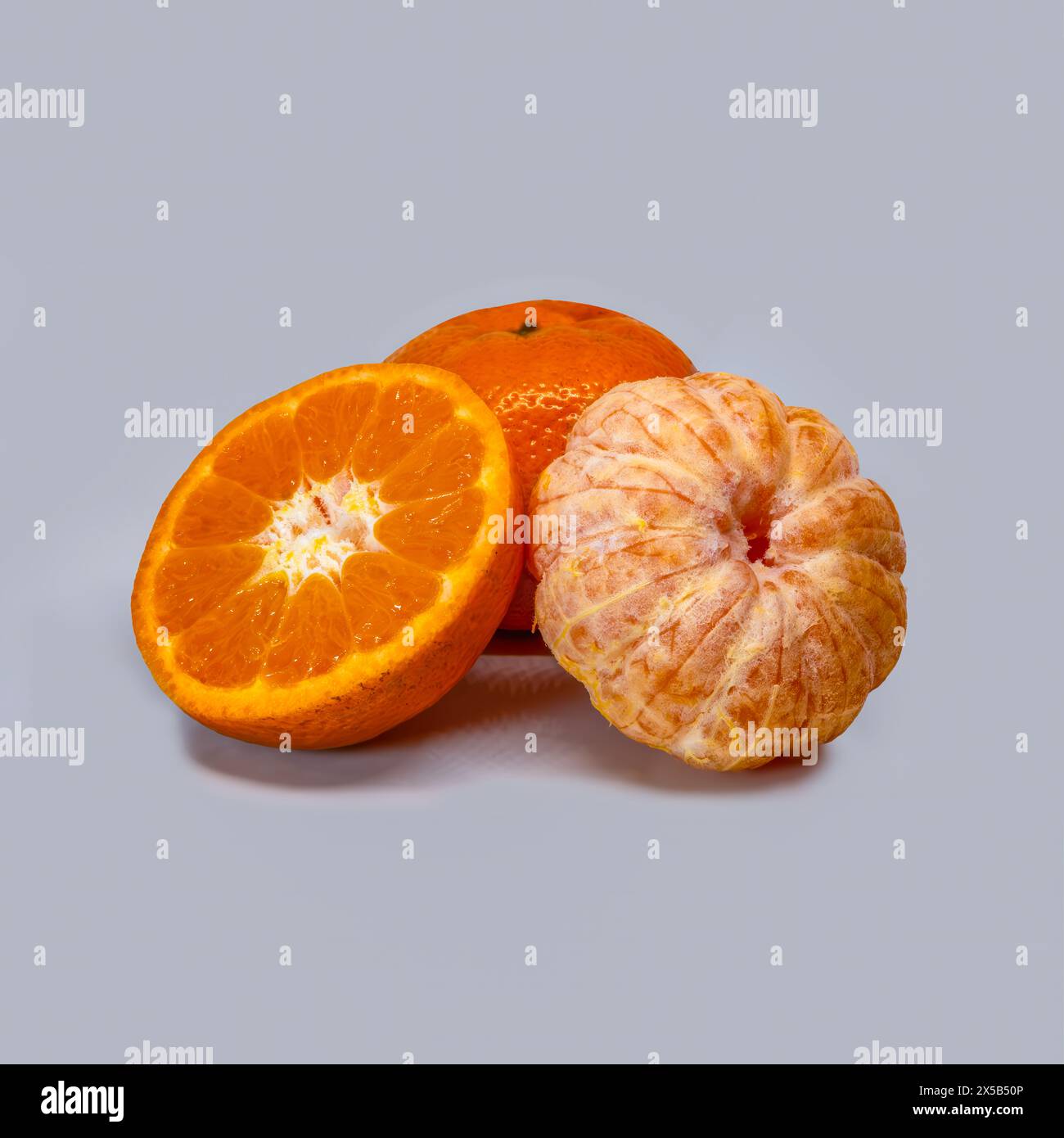 Closeup fresh navel oranges hi-res stock photography and images - Alamy