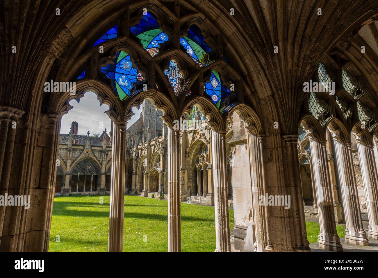 The Cloisters,Stained Glass,Canterbury Cathedral,Canterbury,Kent ...