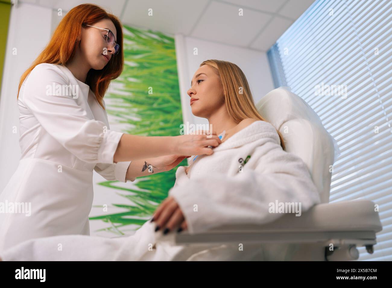 Holter ecg monitoring hi-res stock photography and images - Alamy