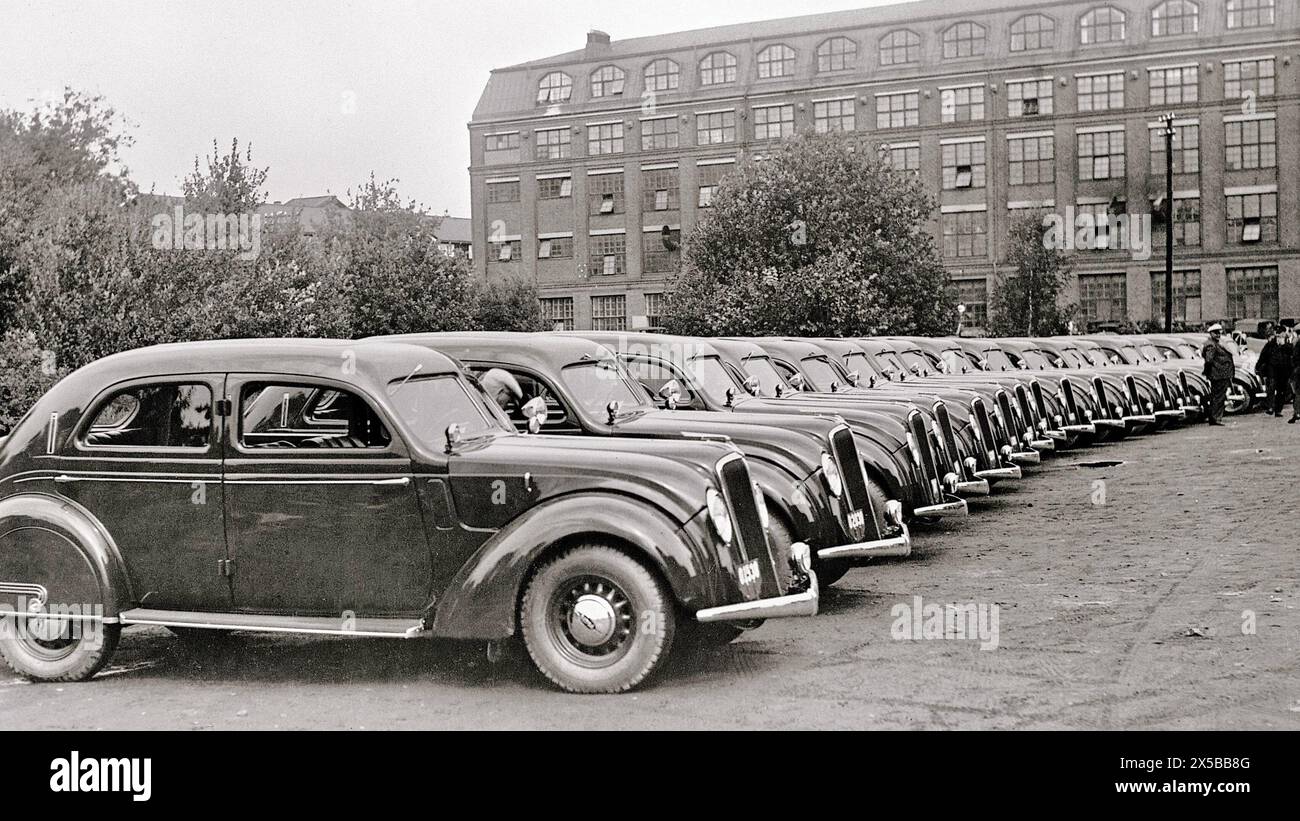 Eighteen Volvo PV36 police cars. Delivered to the Swedish State Police ...
