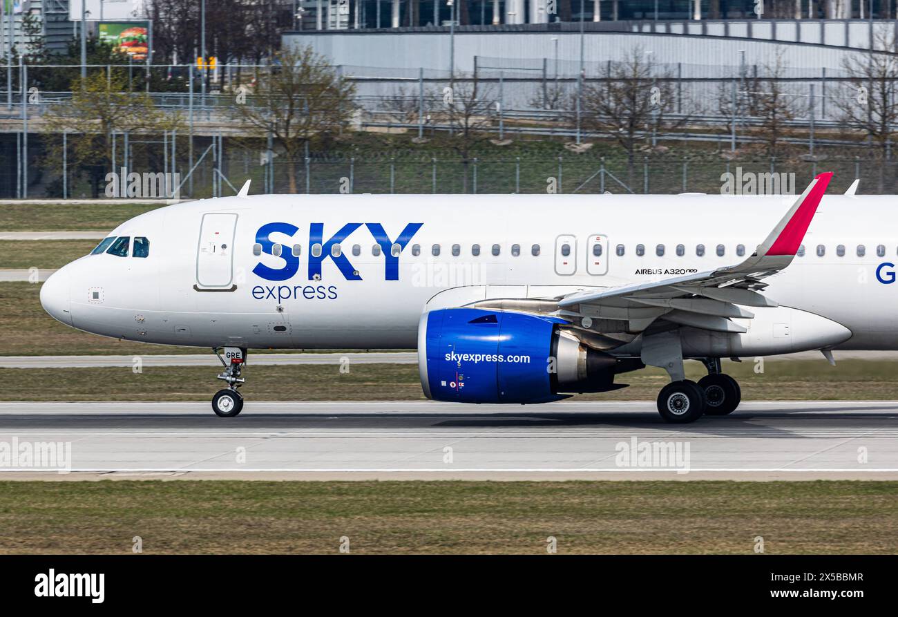 Airbus a320neo greece hi-res stock photography and images - Alamy