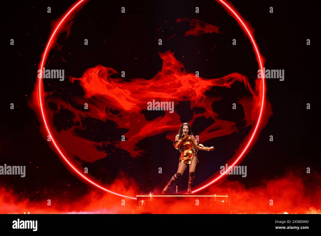 Nutsa Buzaladze representing Georgia with the song "Firefighter" during ...