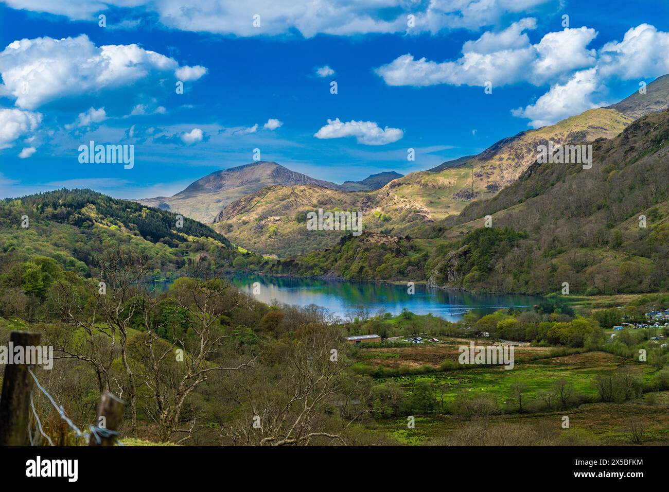 Snowdonia massif hi-res stock photography and images - Alamy