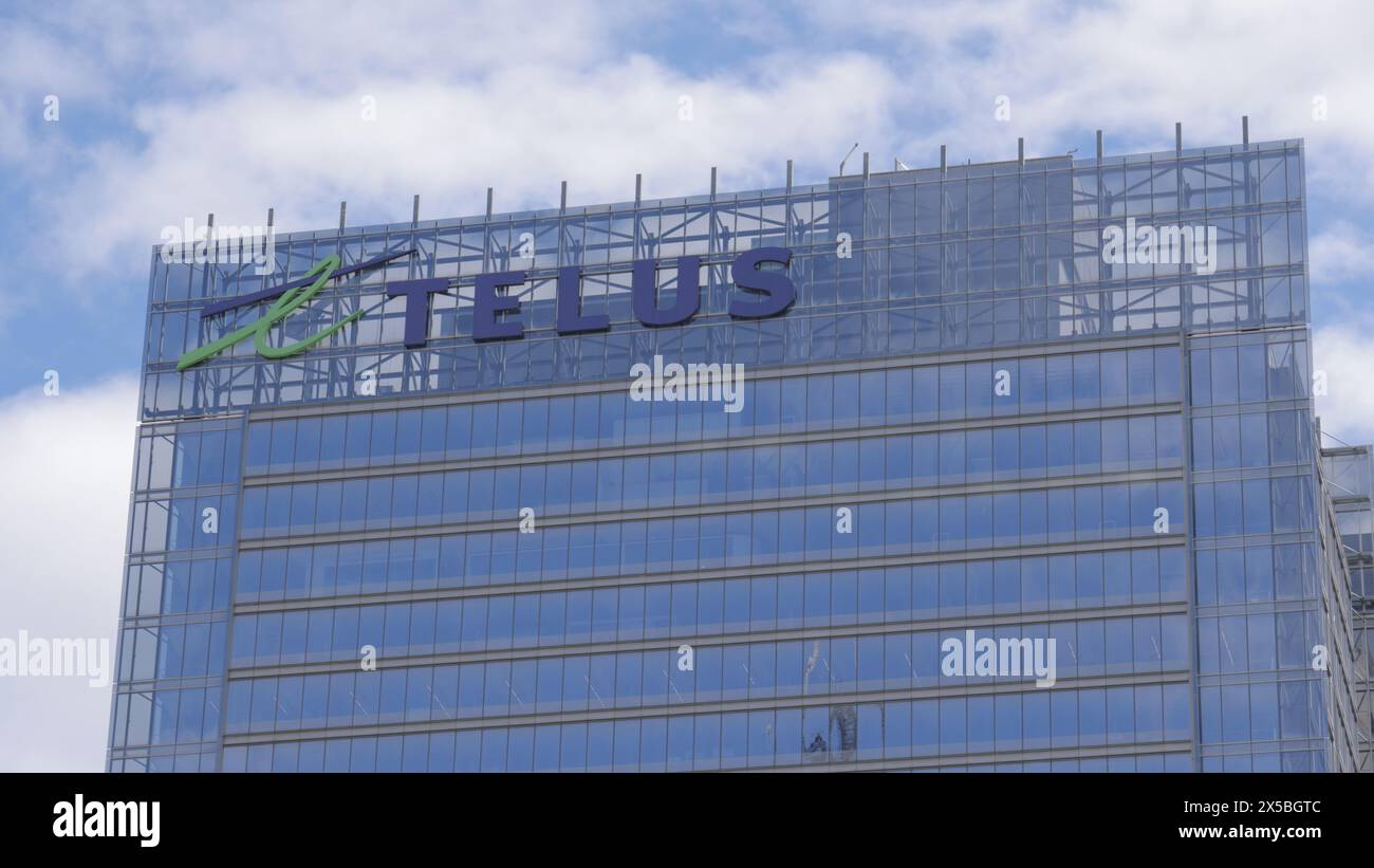 Telus office building in Toronto Canada - TORONTO, CANADA - APRIL 15 ...