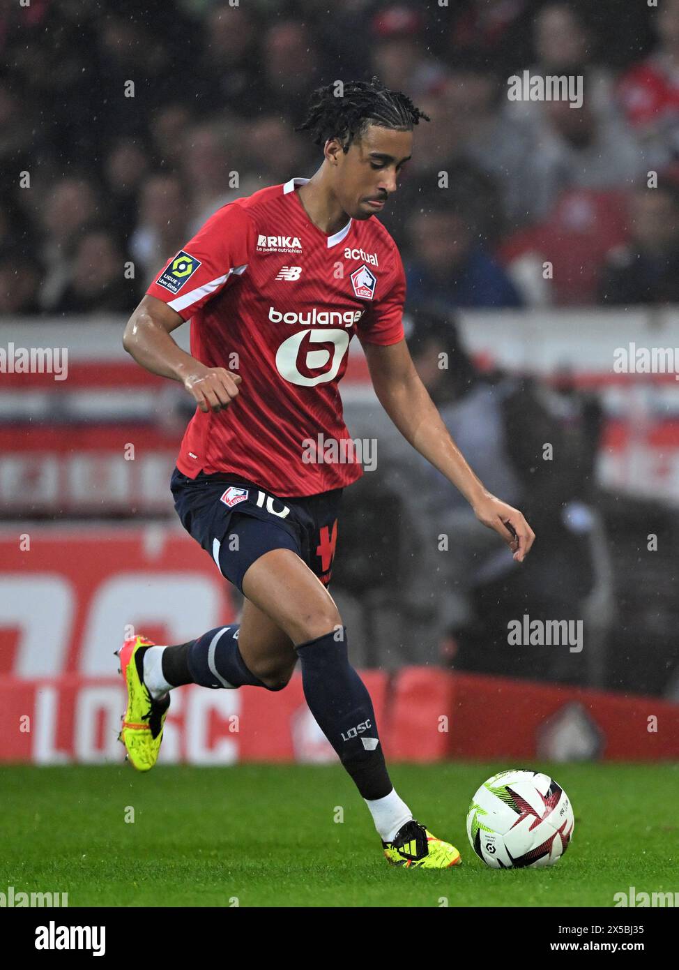 LILLE - Leny Yoro of Lille OSC during the French Ligue 1 match between Lille OSC and Olympique ...