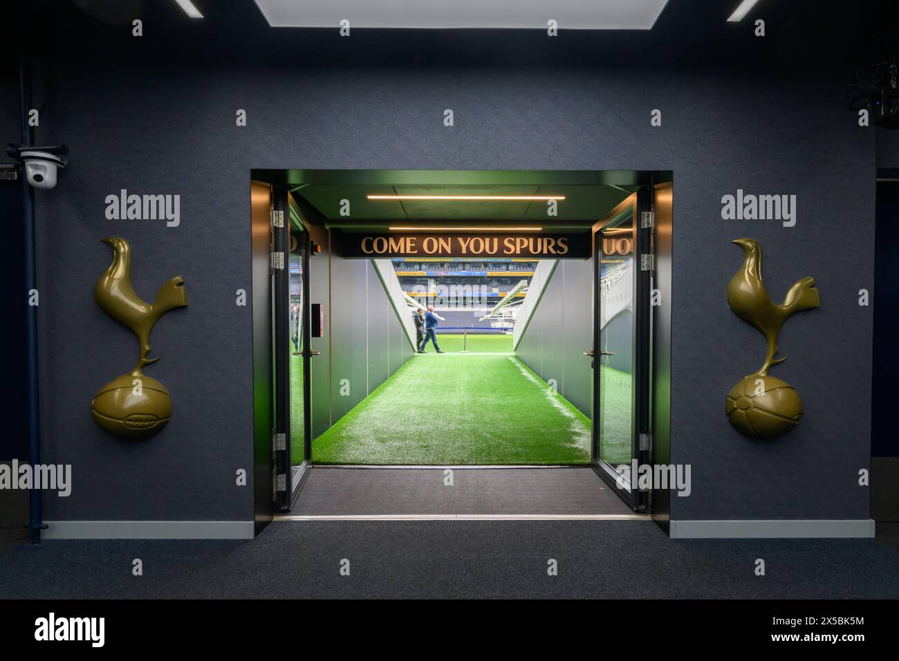 Stadium tunnel hi-res stock photography and images - Alamy