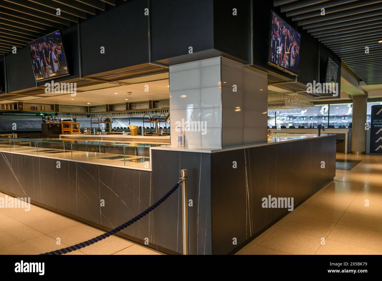 Changing room football hi-res stock photography and images - Alamy