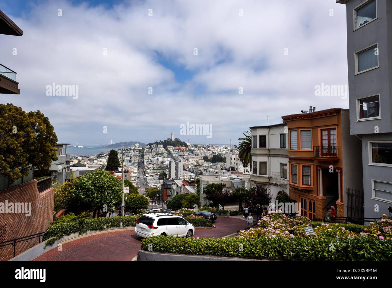 The Curvy Block of Lombard Street, with Telegraph Hill and Coit Tower ...