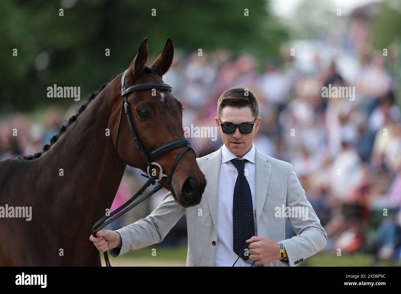 Max Warburton of Great Britain with Monbeg Exclusive during the first ...