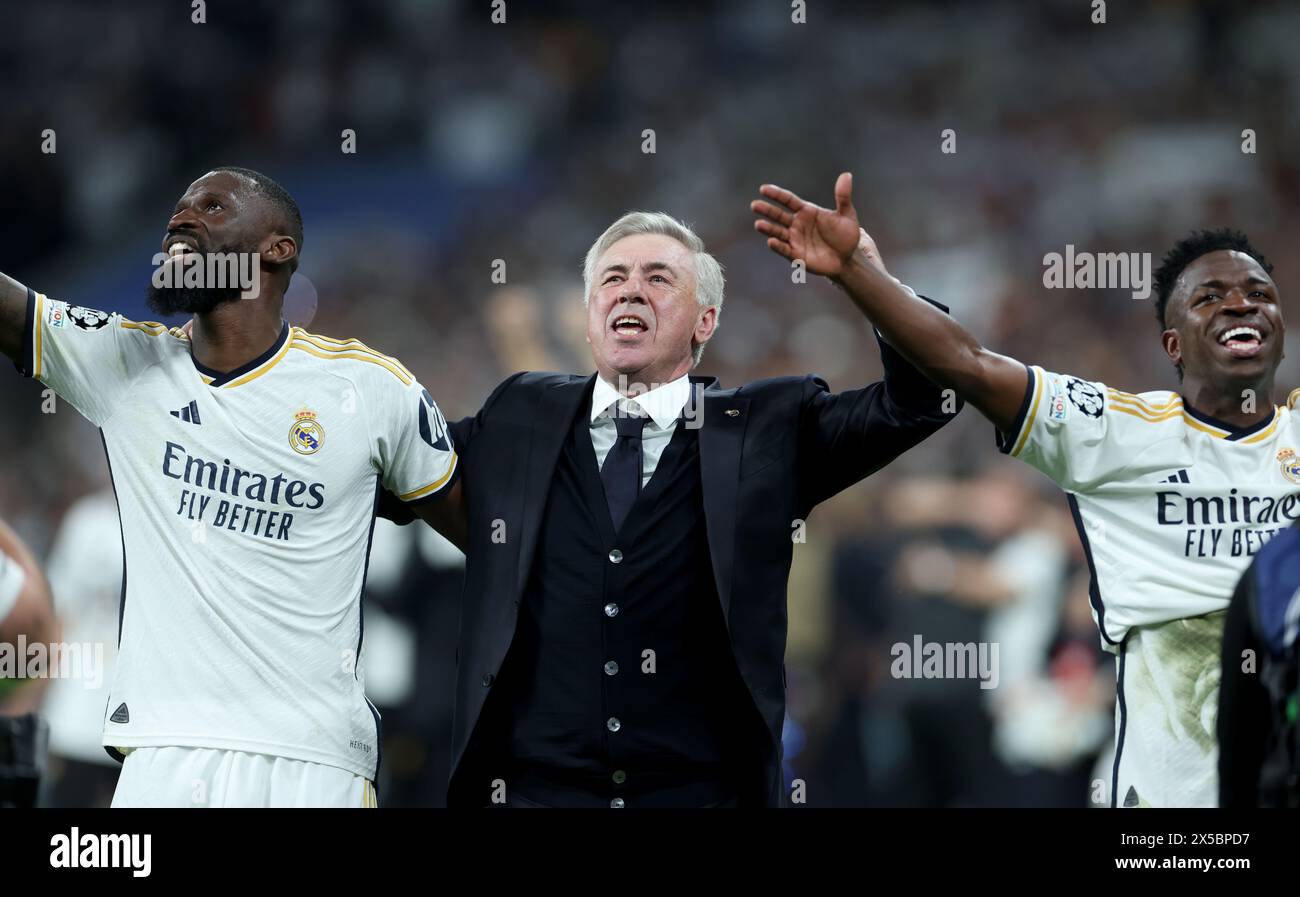 Real Madrid manager Carlo Ancelotti celebrates with Antonio Rudiger ...