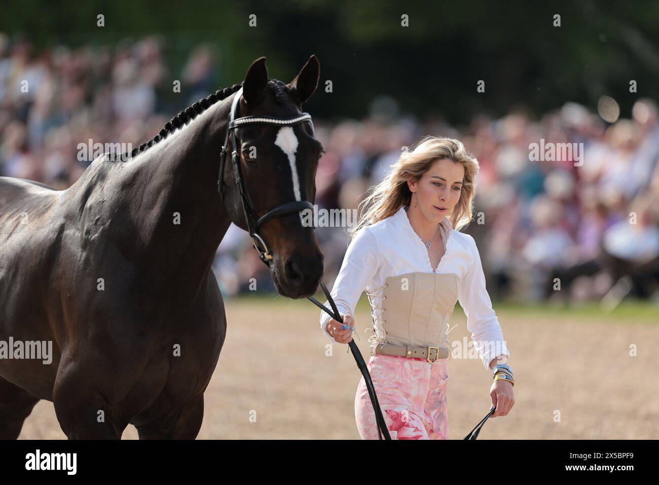 Helen Bates of Great Britain with Carpe Diem during the first horse ...