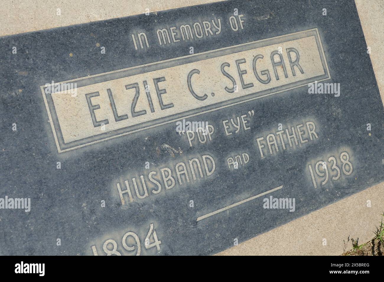 Santa Monica, California, USA 6th May 2024 Artist/Cartoonist Elzie ...