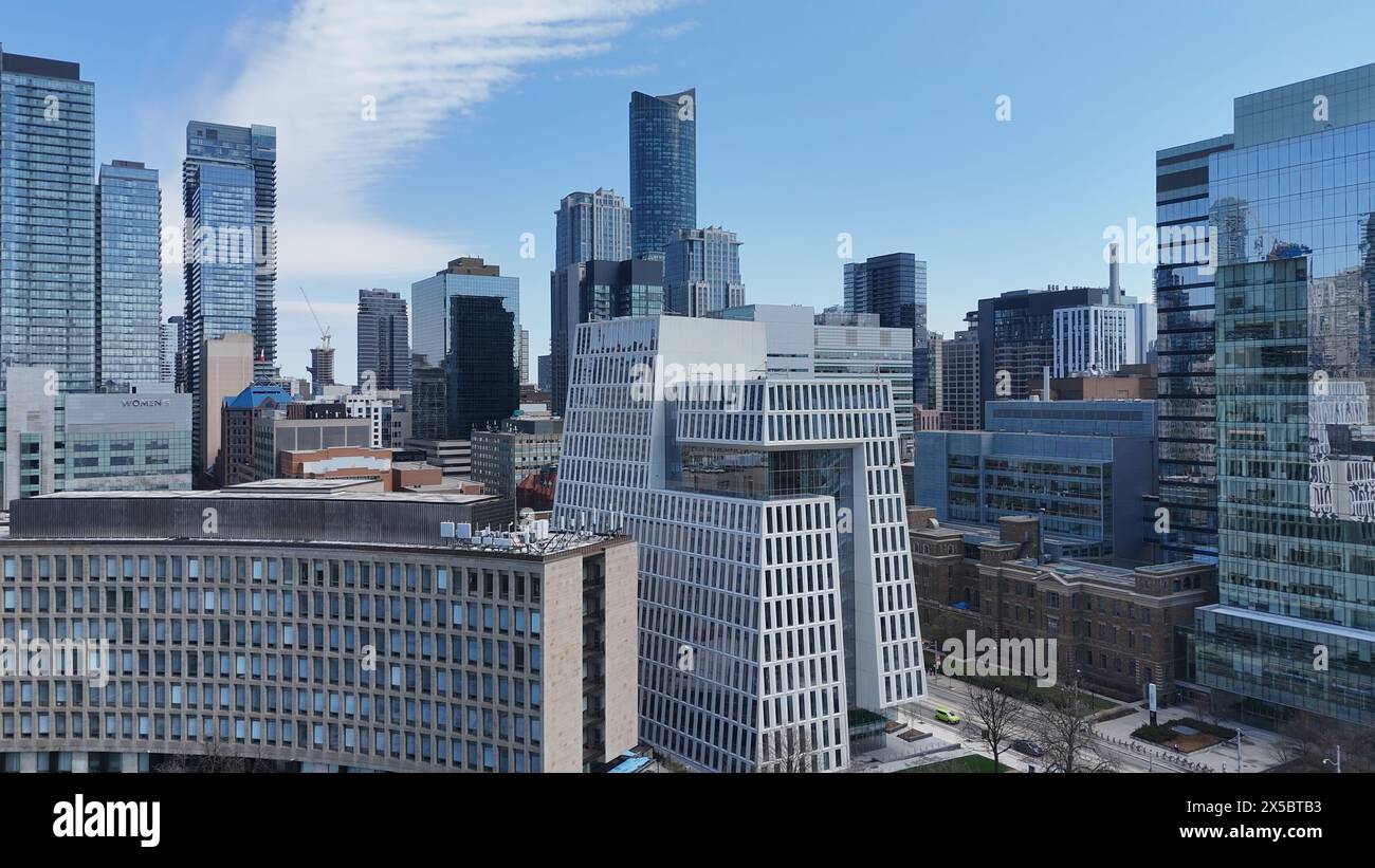 Downtown Toronto and University of Toronto buildings from above ...