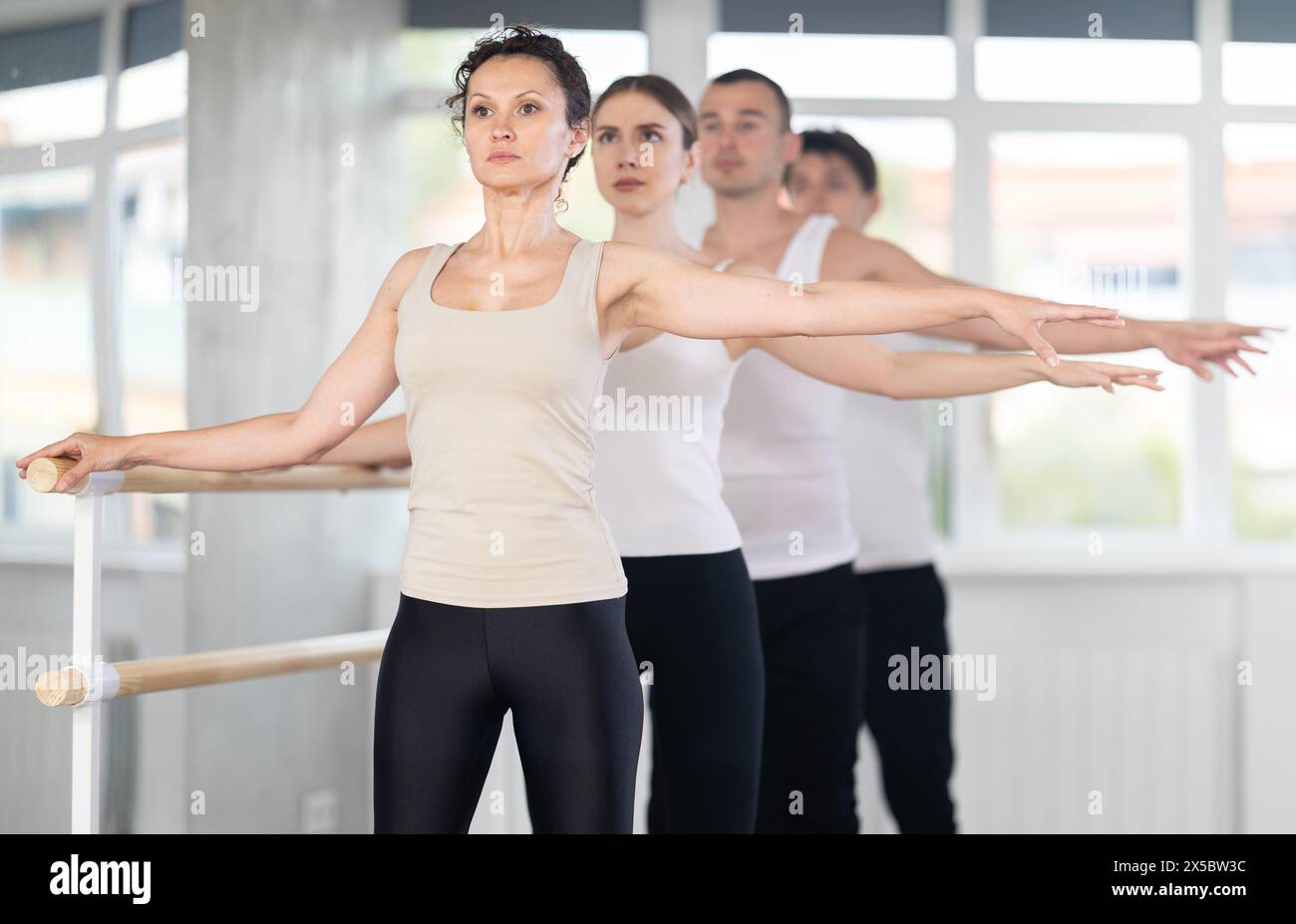 Ballet second position hi-res stock photography and images - Alamy