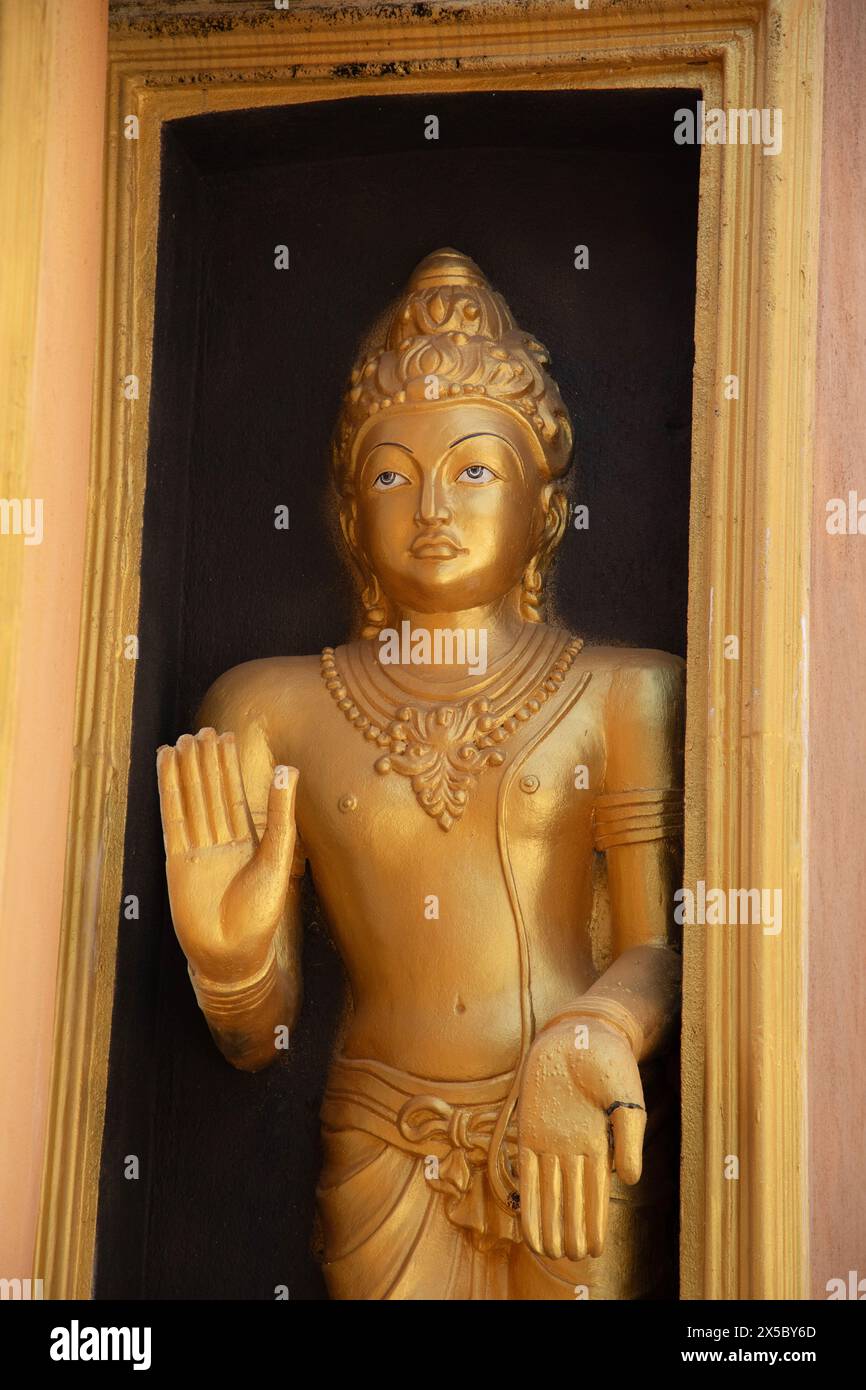 Aluthgama, Sri Lanka 07. 02. 2023 Statue in Kande Viharaya Temple in ...